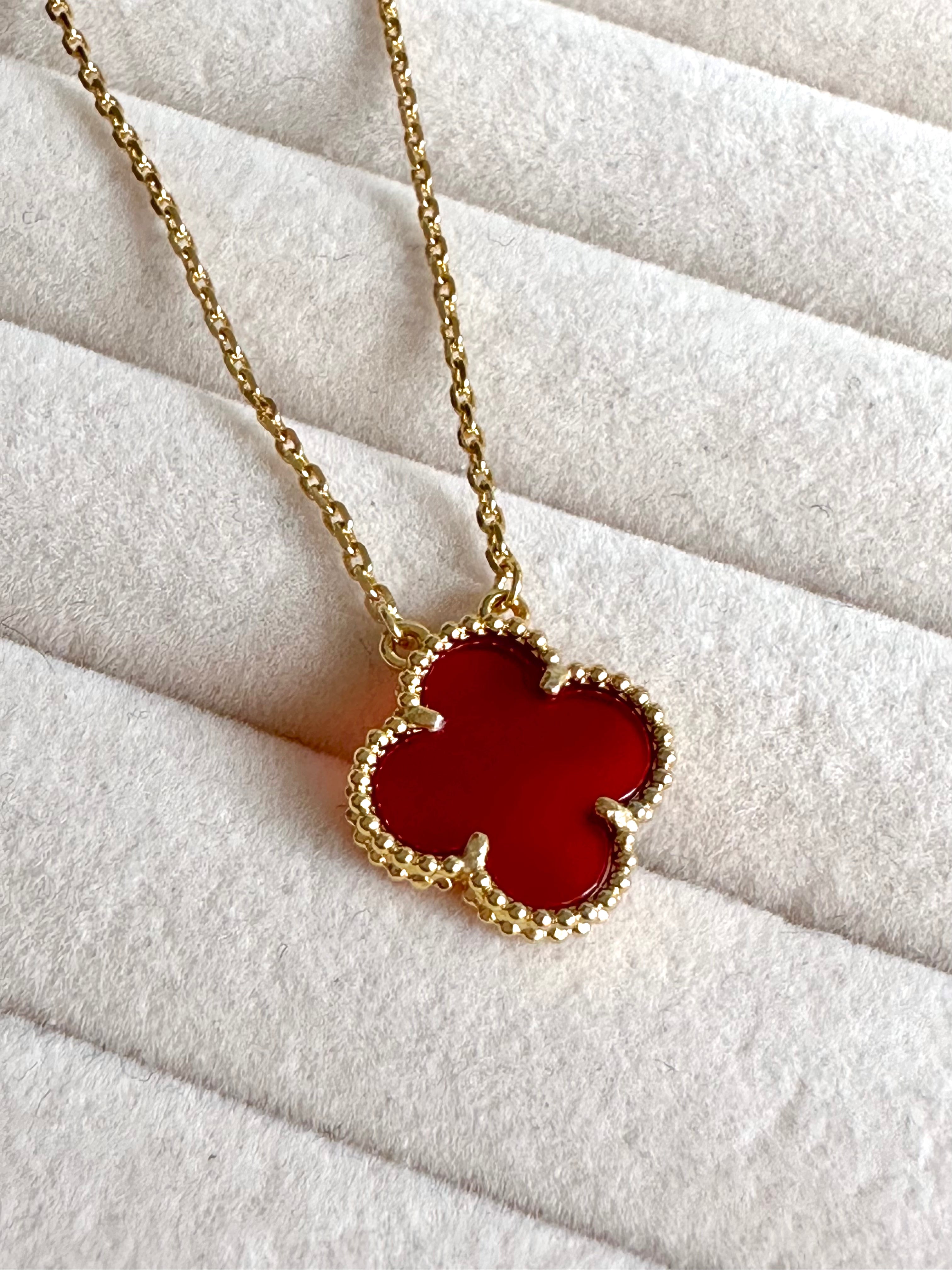 Collar Van Cleef Alhambra Vintage 1 Trébol Rojo – ADONET